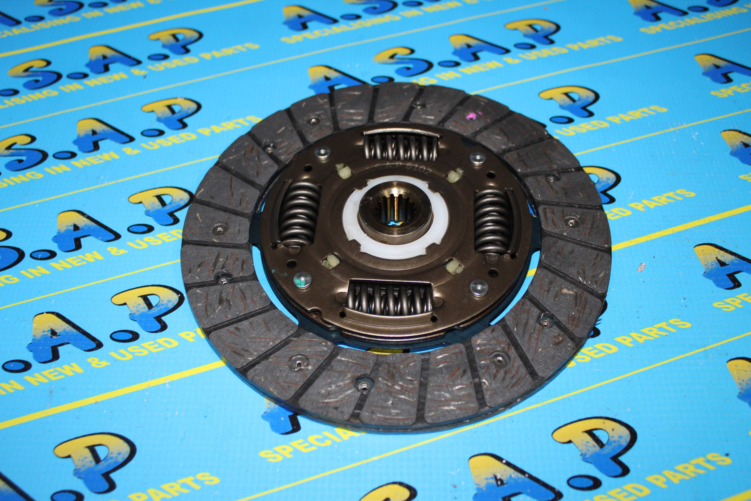 CLUTCH KIT DEEP FLY WHEEL FOR OPEL CORSAB/OPEL CORSA C DIESEL 1.7/OPEL ...
